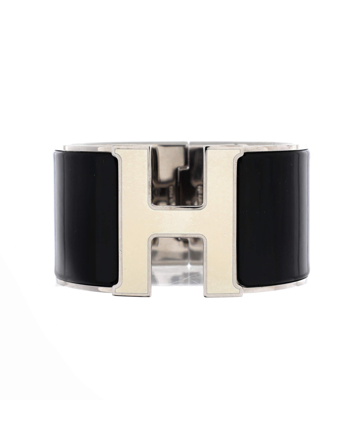 Click here for Pre-Owned Hermes Clic H Bracelet - Enamel prices