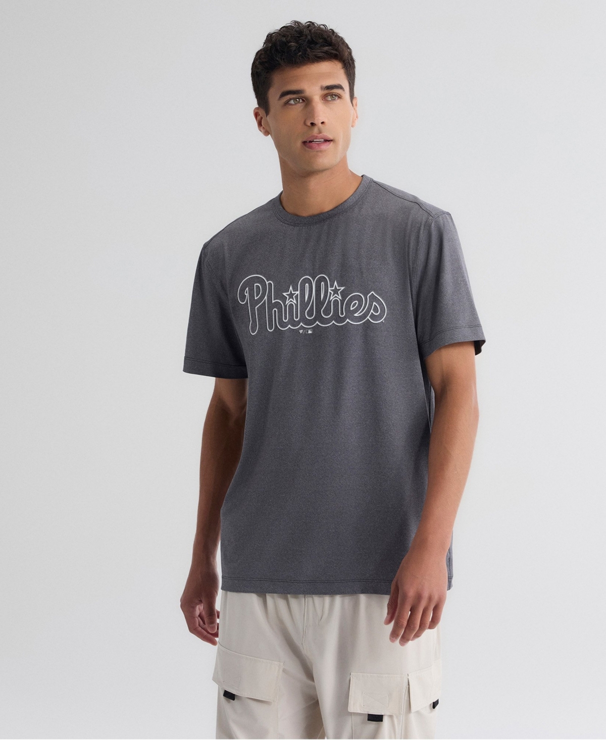 Click here for Fanatics Mens Charcoal Philadelphia Phillies Clutc... prices