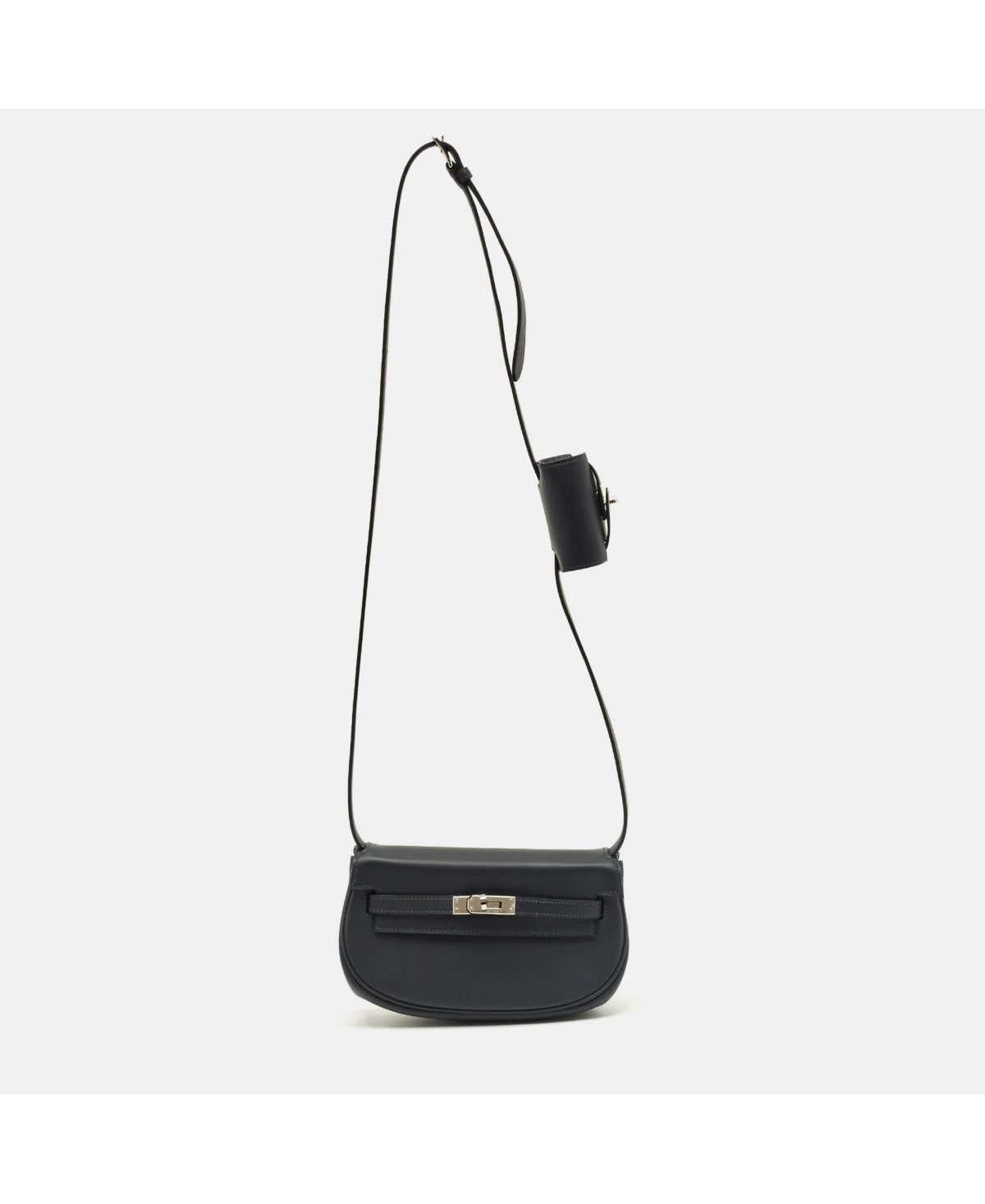 Click here for Pre-Owned Hermes womens Kelly Moove Swift Leather... prices