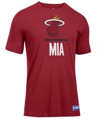 Under Armour Men's Miami Heat Lockup T-Shirt - Macy's