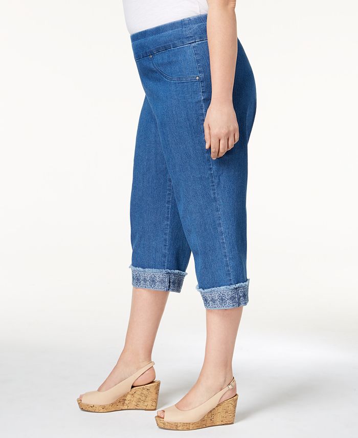 Alfred Dunner Plus Size Sun City Denim Embroidered Cuff Capri Pants
