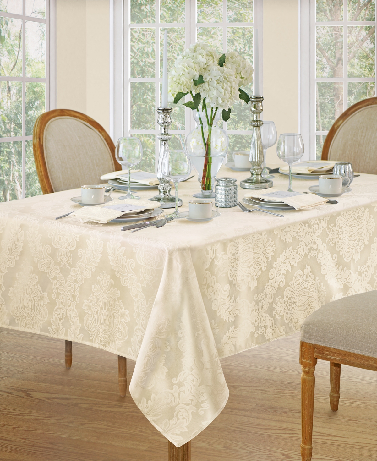 Elrene Barcelona Damask Tablecloth