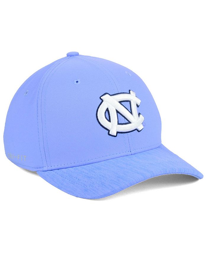 Nike North Carolina Tar Heels Arobill Swoosh Flex Stretch Fitted Cap ...