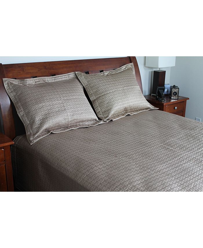 Epoch Hometex inc Ancient Coin Polyester Sateen Quilt and Sham Set - Macy's