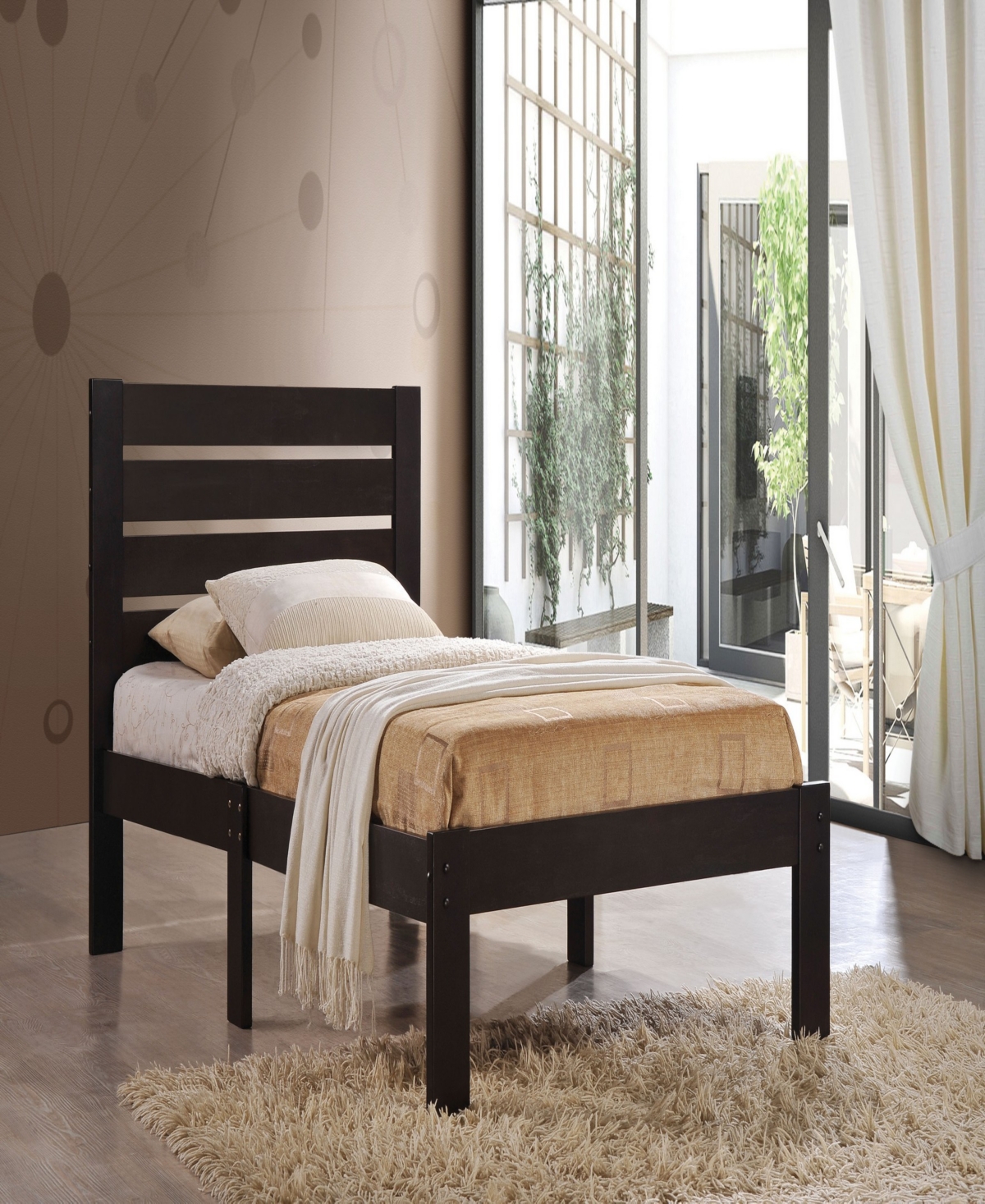 Click here for Kenney Queen Bed - Brown prices