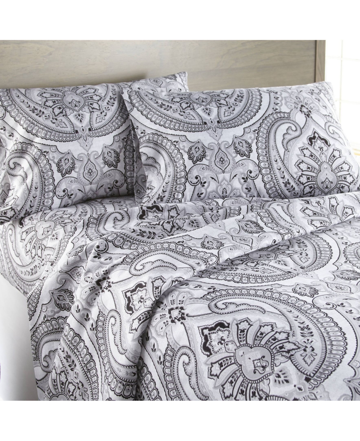 Click here for Southshore Fine Linens Classic Paisley Ultra-Soft... prices