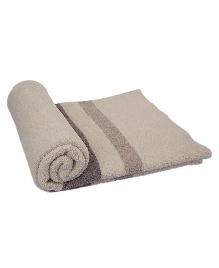 Glitzhome Knitted Geometric Pattern Feather Yarn Throw Blanket - Macy's