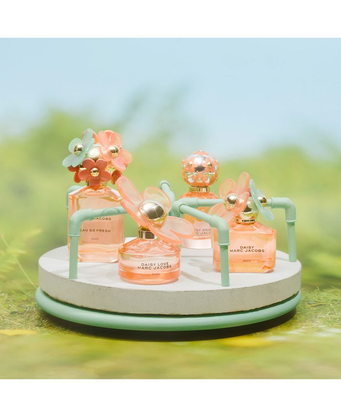 Marc Jacobs Daisy Love Daze Eau de Toilette Spray, 1.6-oz. - Macy's