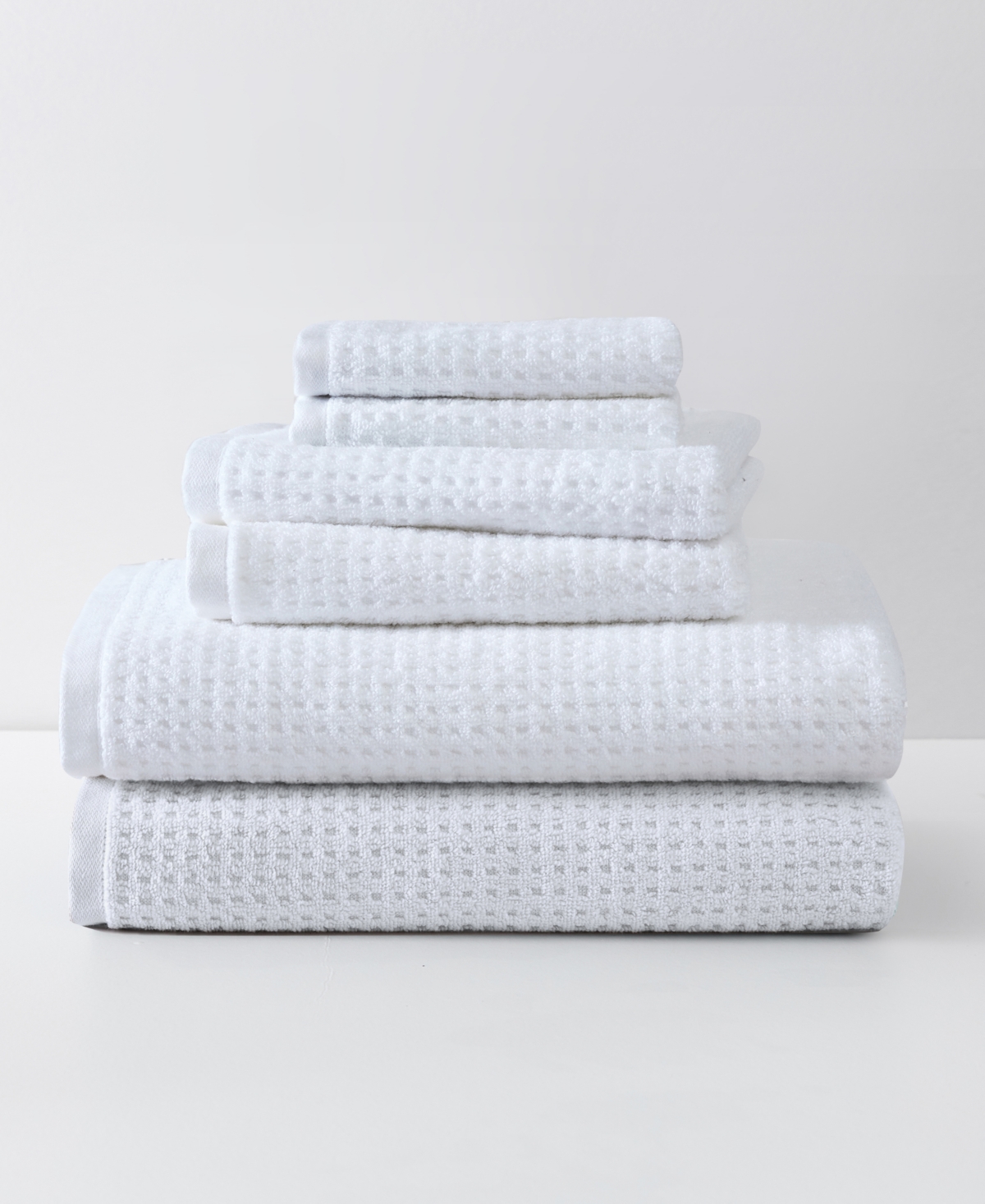 Click here for Tommy Bahama Home Northern Pacific Quick Dry Towel... prices