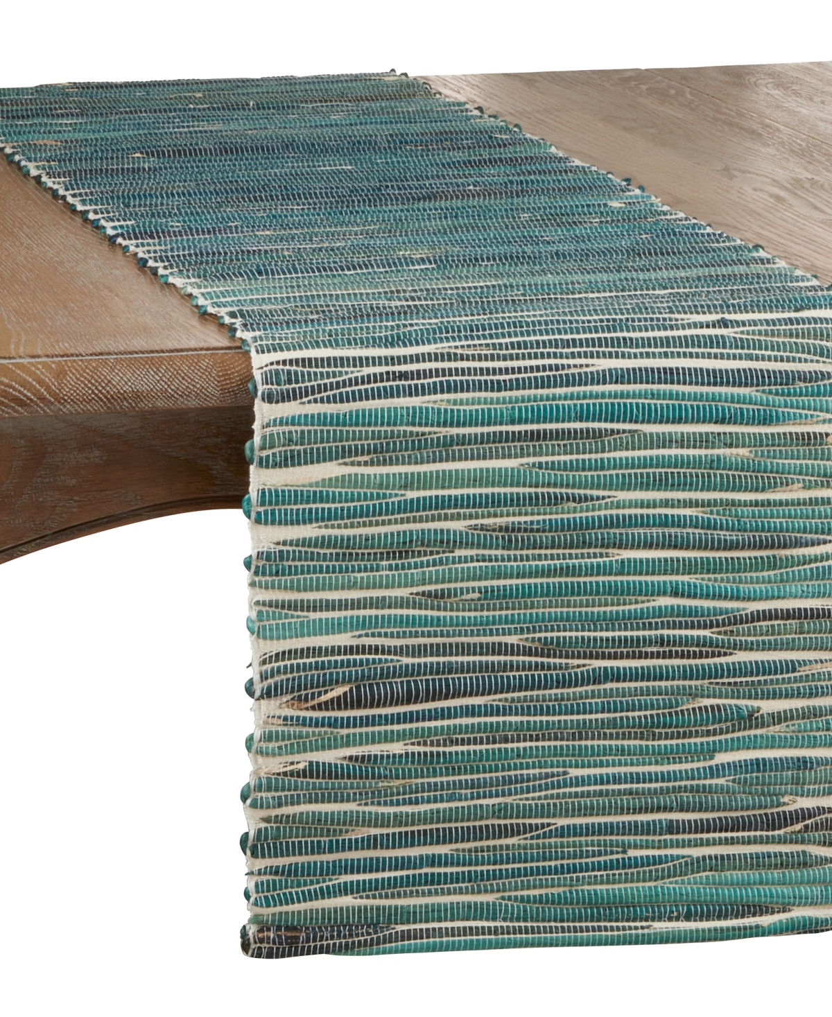 Click here for Saro Lifestyle Table Runner with Water Hyacinth De... prices