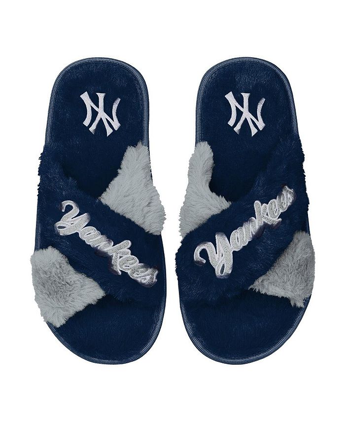 FOCO Women's Navy New York Yankees Two-Tone Crossover Faux Fur Slide ...