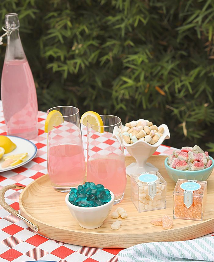 Sugarfina Baby Whales - Small Cube Kit, 3 Piece - Macy's