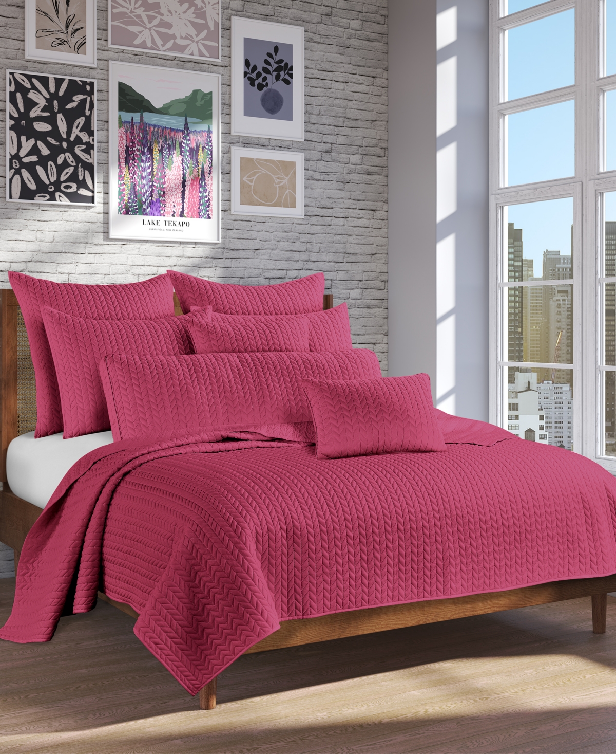 Click here for J by J Queen Cayman Quilt  Full/Queen - Fuchsia prices