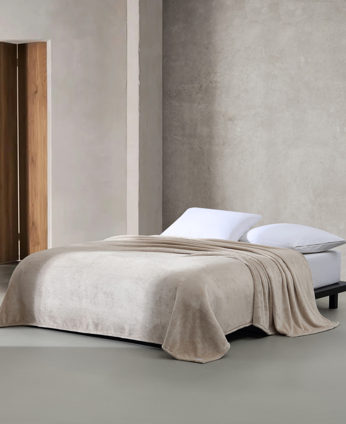 Click here for Calvin Klein Core Plush Solid Blanket  Twin - Ligh... prices