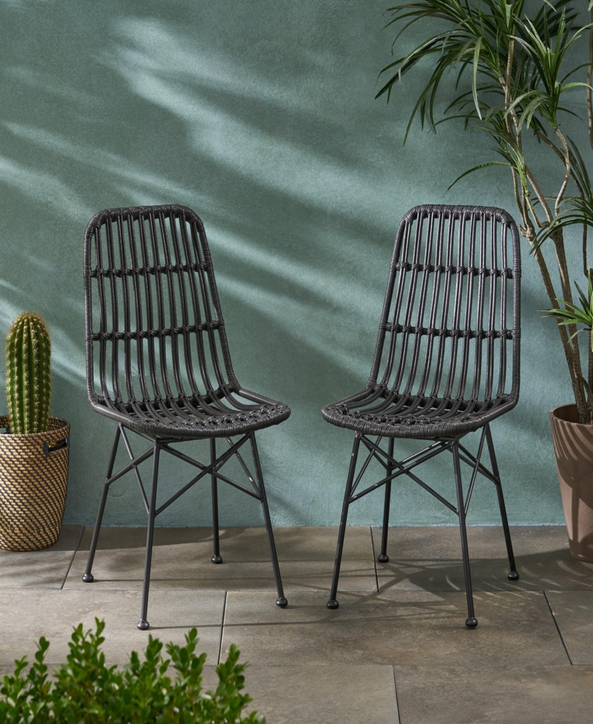 Click here for Simplie Fun Sawtelle Modern Rattan And Metal Outdo... prices
