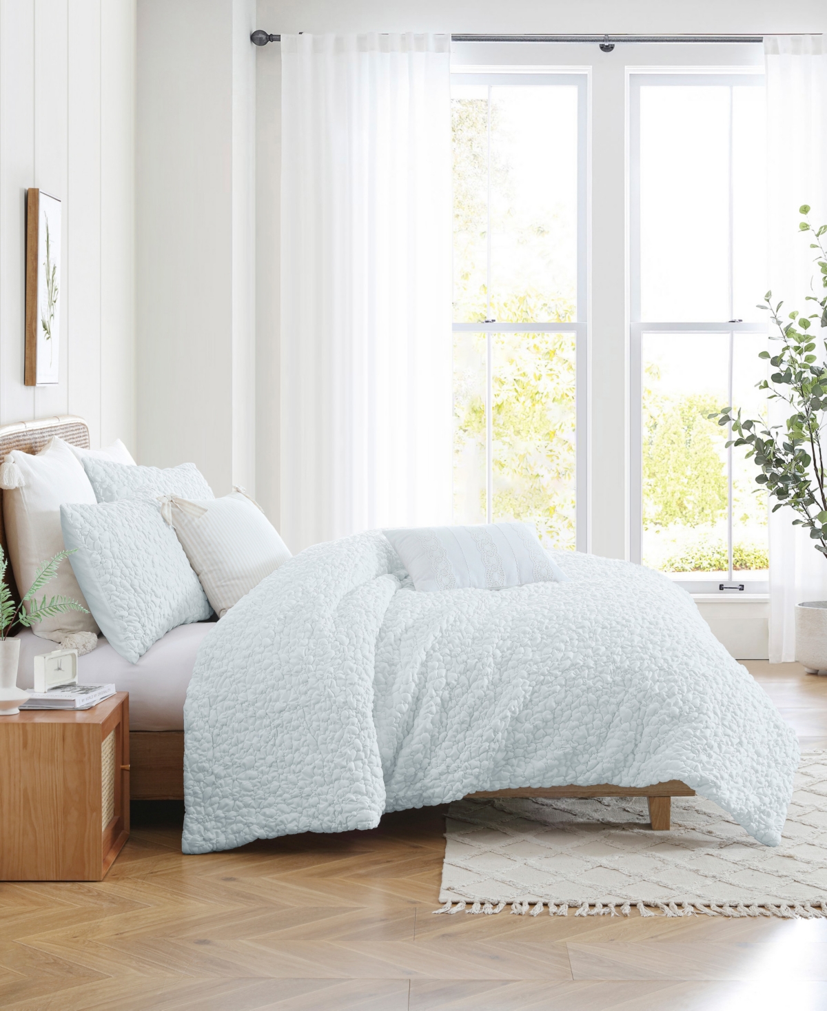 Click here for Peri Home Floral Bubble 3-Pc. Comforter Set  King... prices