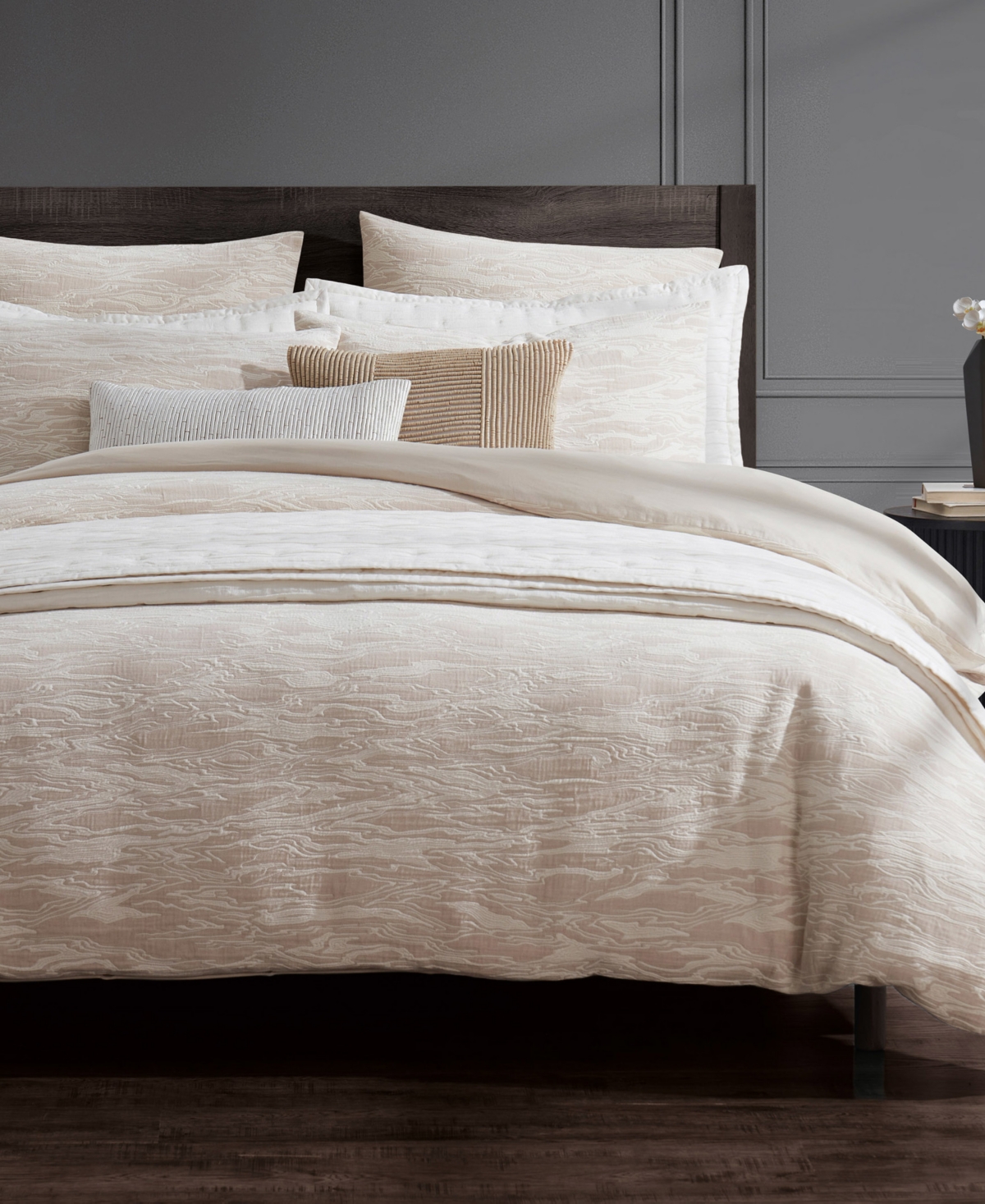 Click here for Donna Karan Home Tranquility Duvet Cover  Full/Que... prices