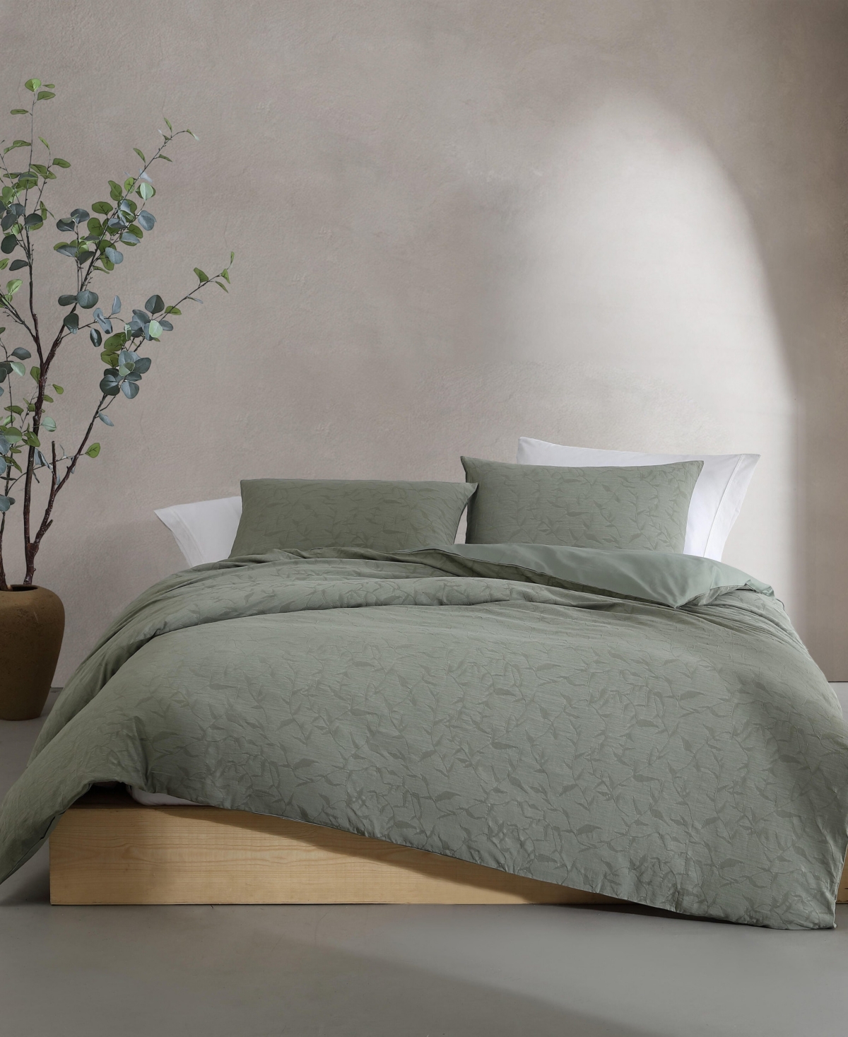 Click here for Calvin Klein Branching Leaves Cotton 3-Pc. Duvet C... prices
