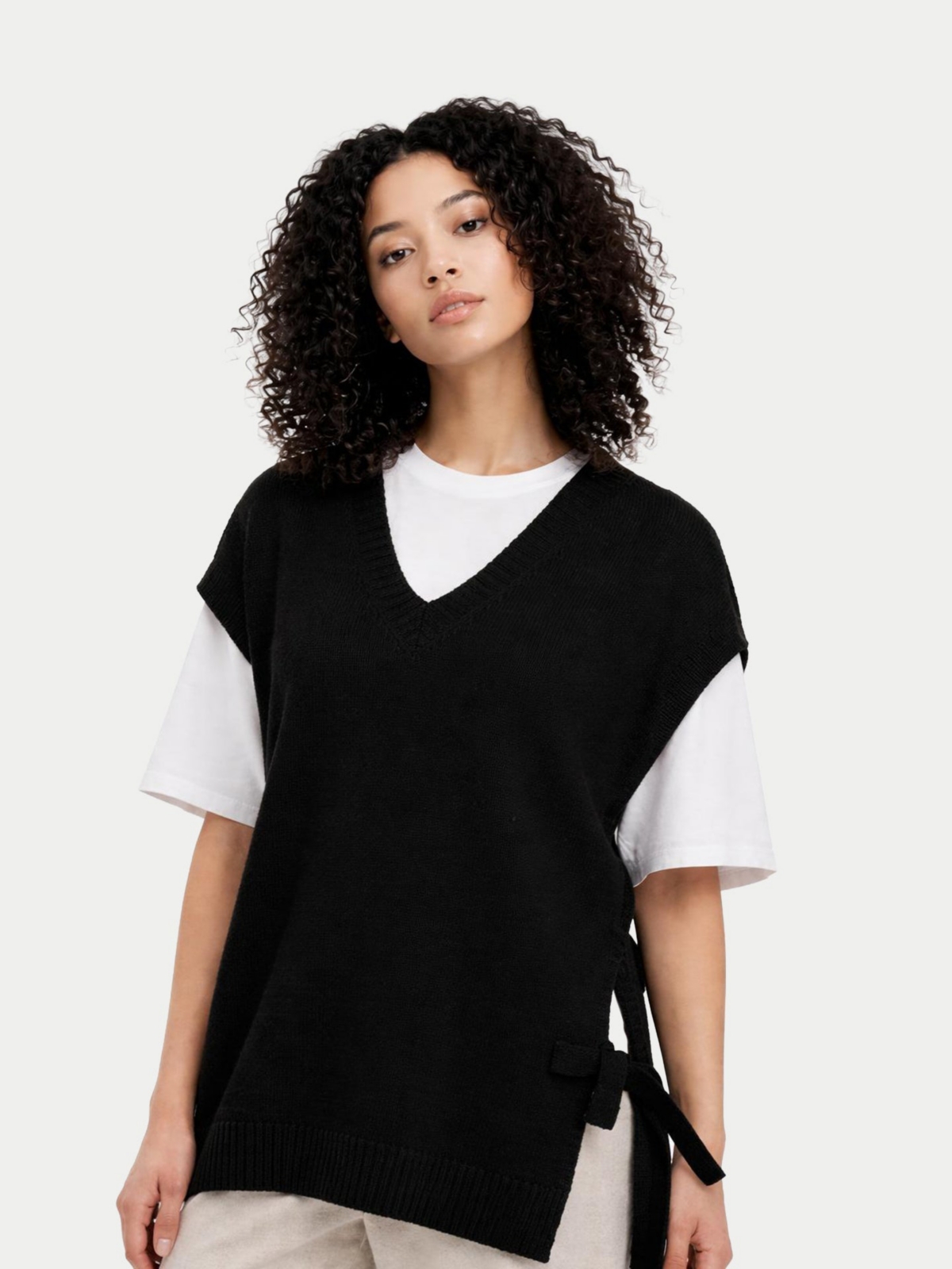 Click here for Gobi Cashmere Maternity V-neck Cashmere Top - Blac... prices