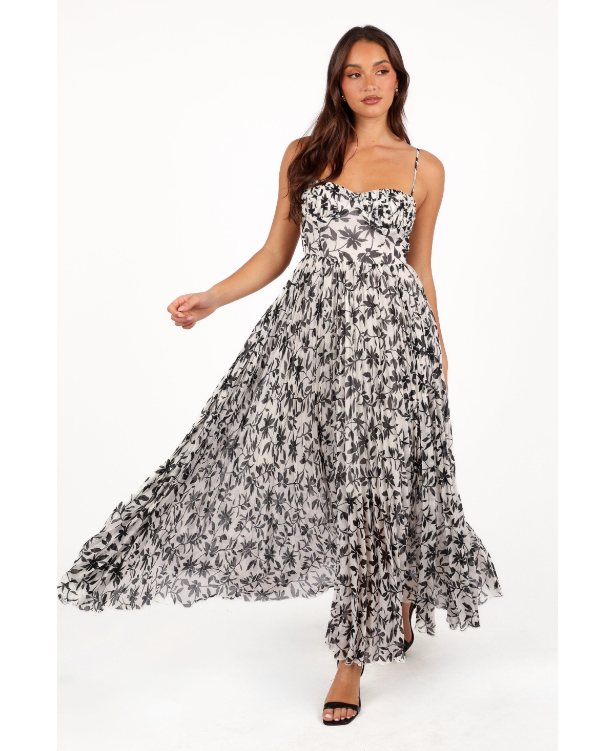 Click here for Petal and Pup Womens Achanti Pleated Maxi Dress -... prices