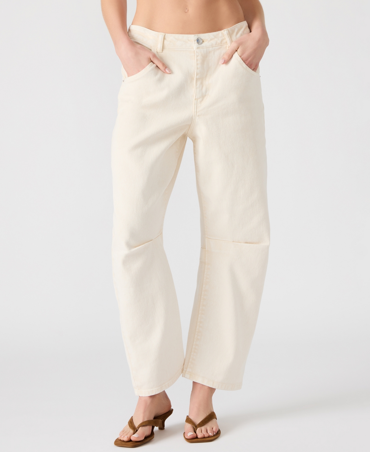 Click here for Steve Madden Womens Barrel-Leg Hart Jeans - Cream prices