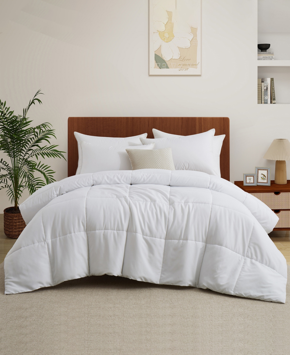 Click here for Unikome Lightweight Down Alternative Comforter  Fu... prices