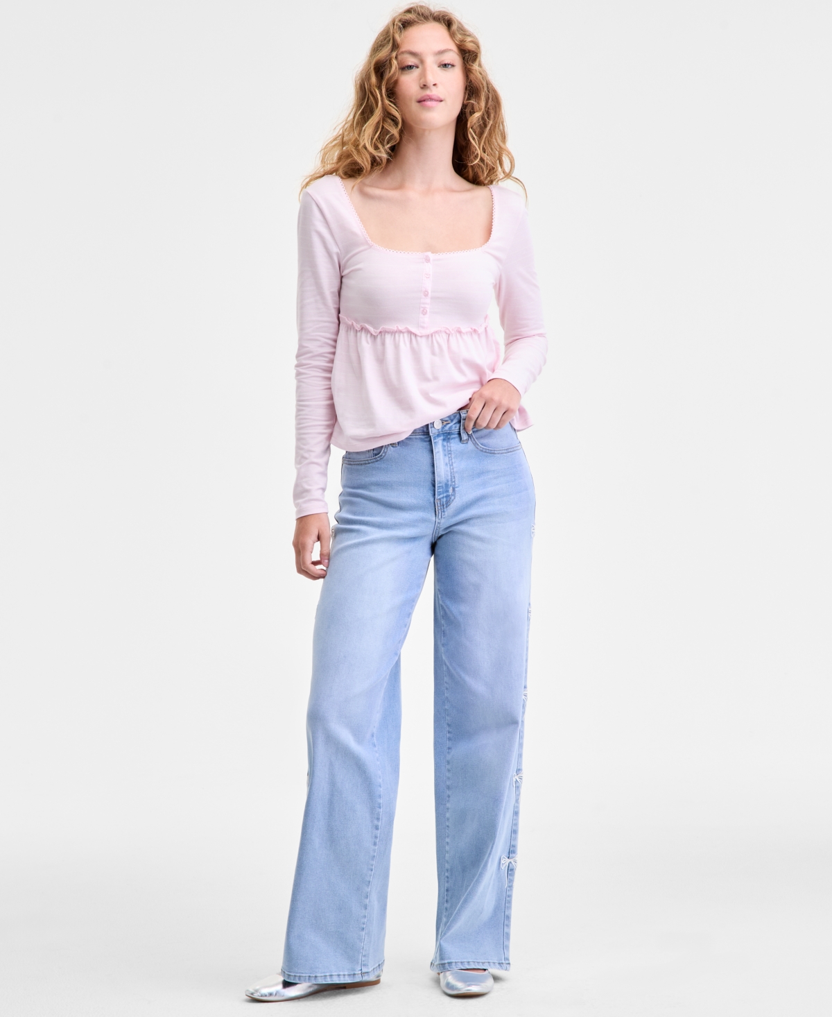 Click here for Madden Girl Juniors Ultra 90s High-Rise Bow-Trim J... prices