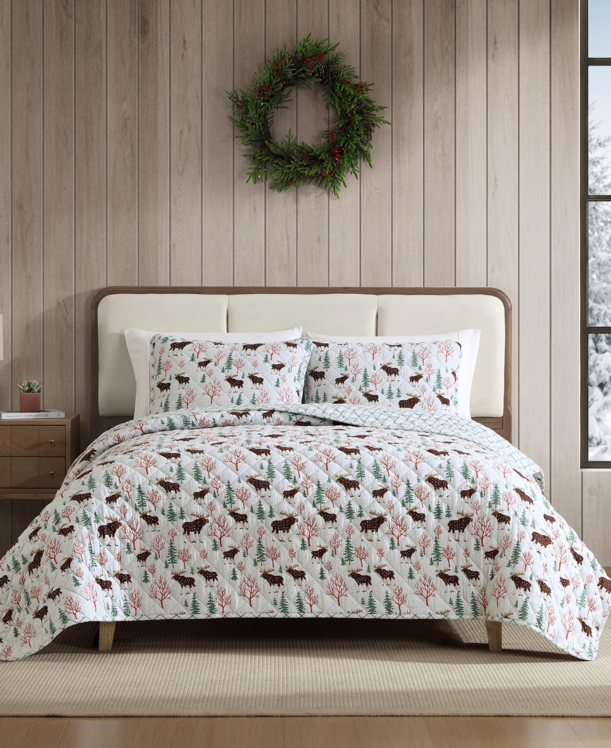 Click here for Eddie Bauer Mountain Moose Flannel Cotton Reversib... prices
