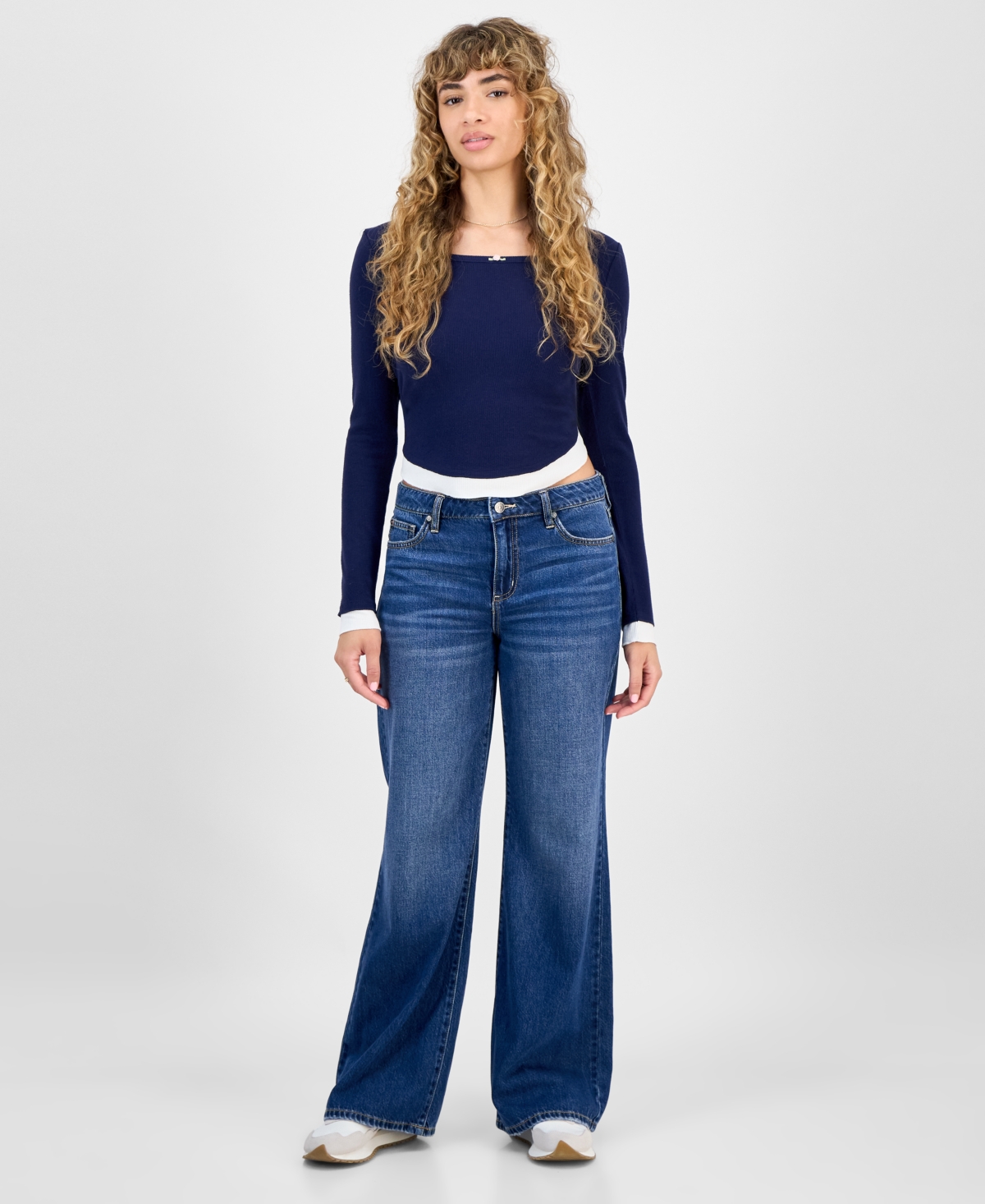 Click here for Celebrity Pink Juniors High-Rise Slouchy Flare Jea... prices