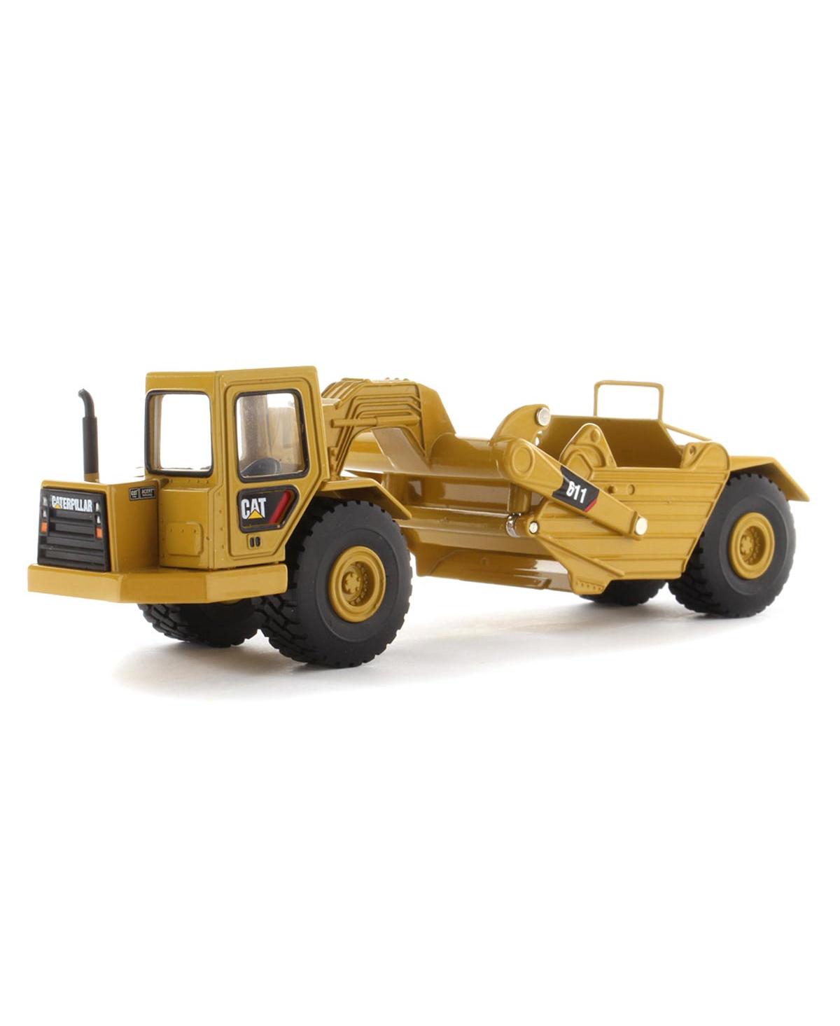 Click here for 1:64 Cat 611 Wheel Tractor Scraper - Diecast Maste... prices