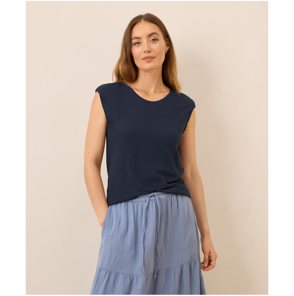 Click here for Pact Organic Cotton Featherweight Slub Muscle Tee... prices