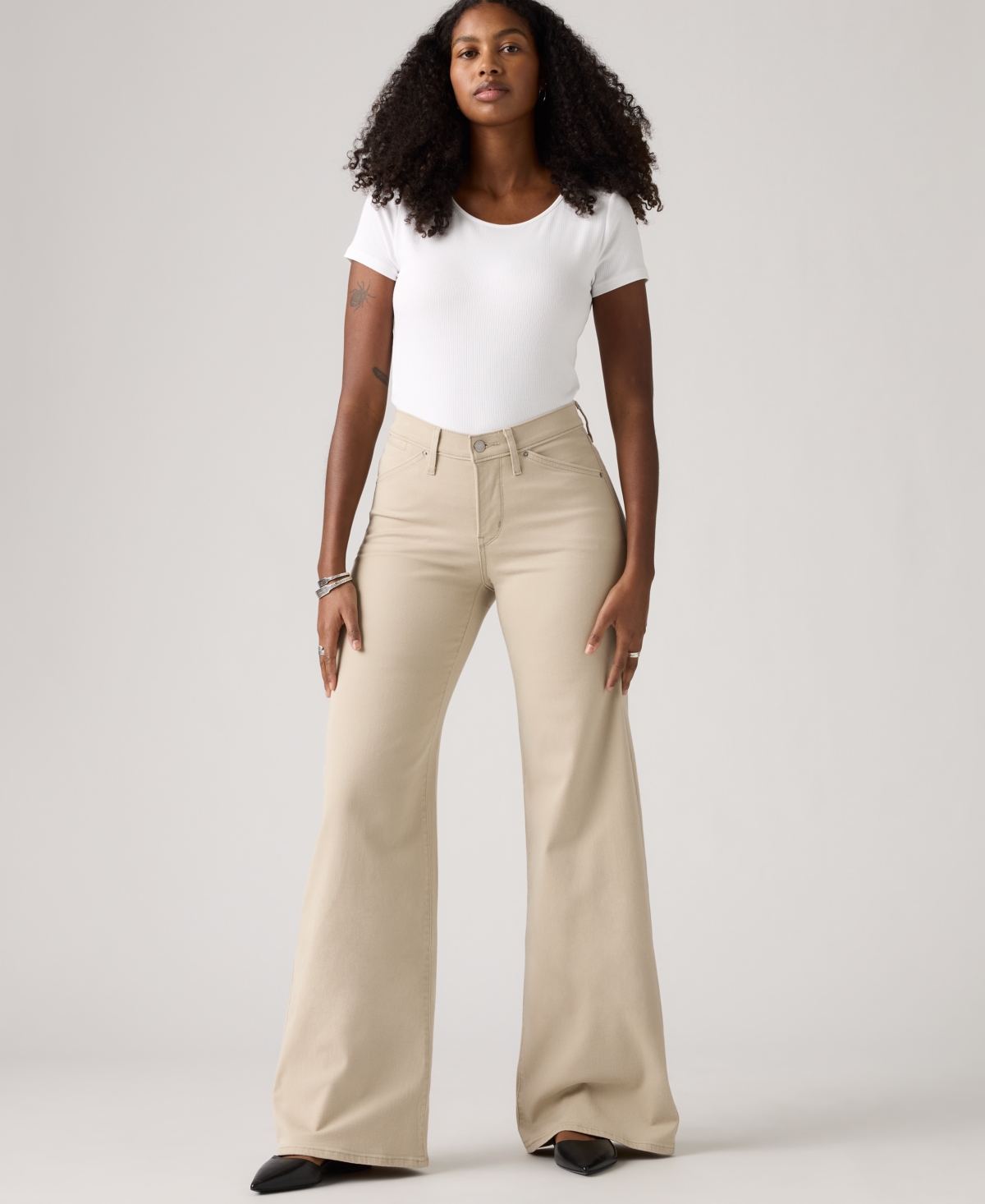 Click here for Levis Womens 318 Shaping Stellar-Stretch Wide-Leg... prices