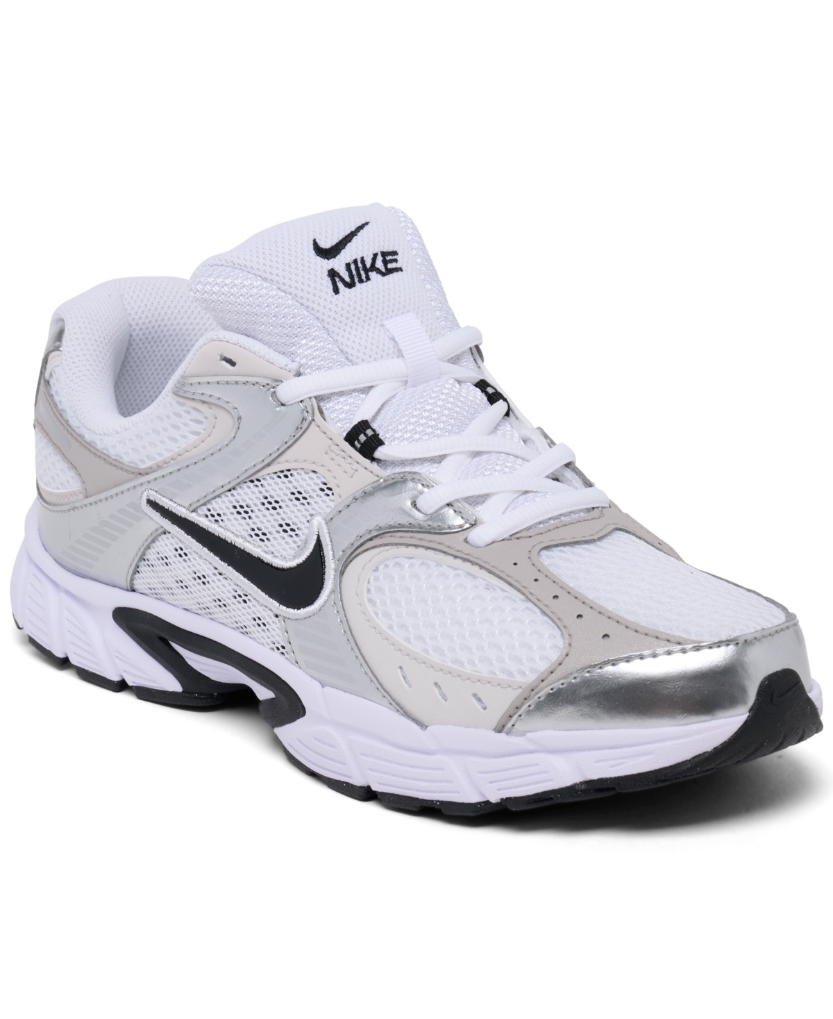 Click here for Nike Little Kids V5 Rnr Casual Sneakers from Finis... prices