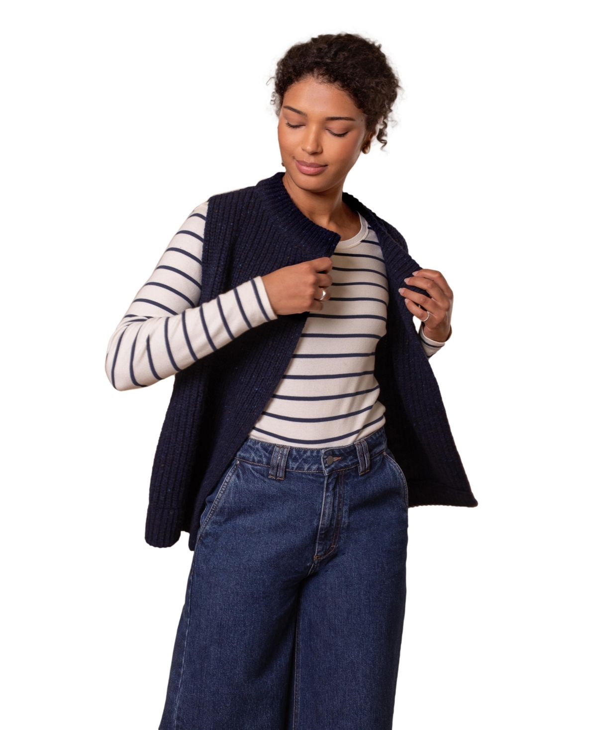 Click here for Celtic & Co. Womens Donegal Ribbed Crew Neck Waist... prices