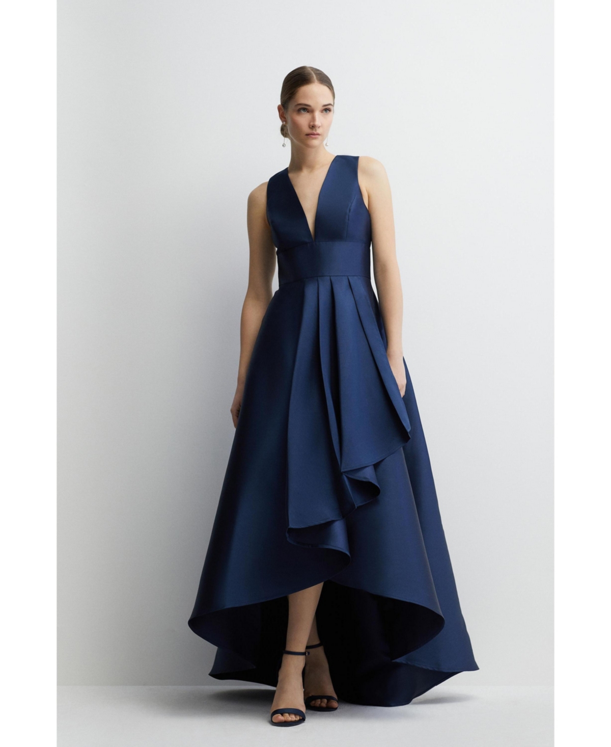 Click here for Coast Womens Sleeveless Plunge Waterfall Maxi Dres... prices