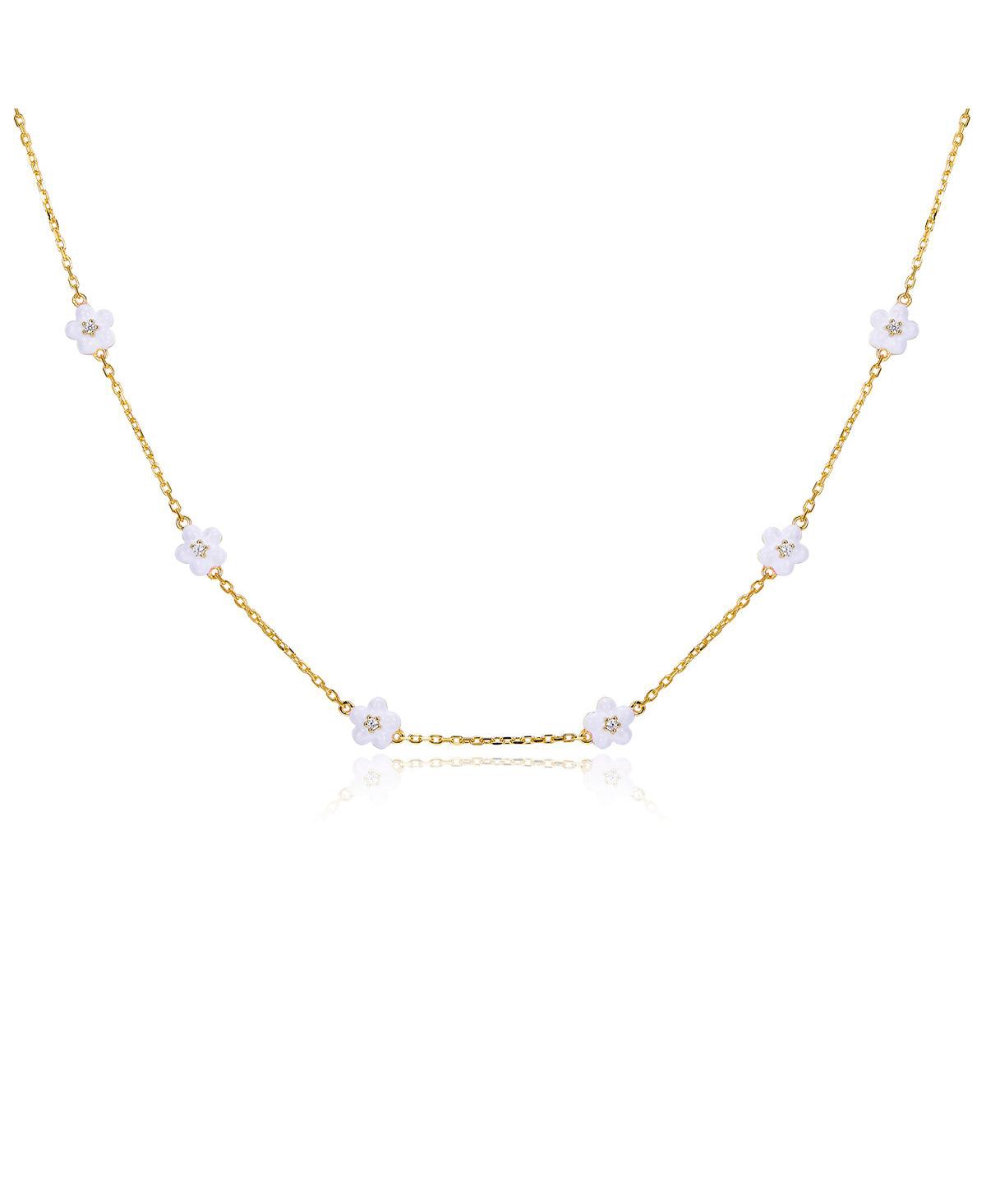 Click here for Anna Zuckerman Petit Daisy White Necklace - White prices