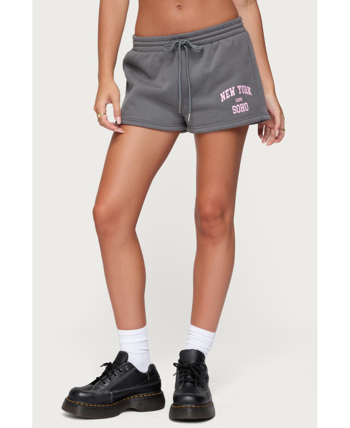 Click here for Edikted Womens Soho 76 Sweat Shorts - Gray prices