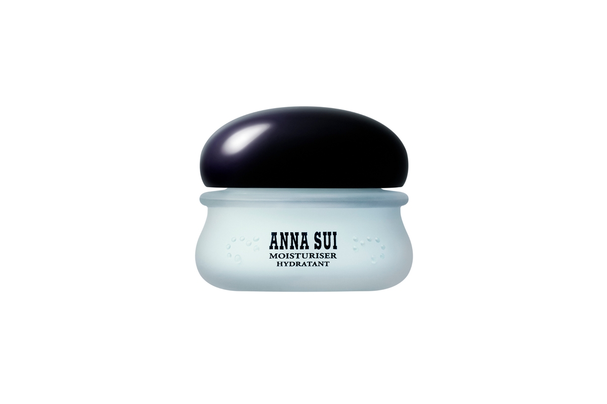 Click here for Anna Sui Moisturiser prices