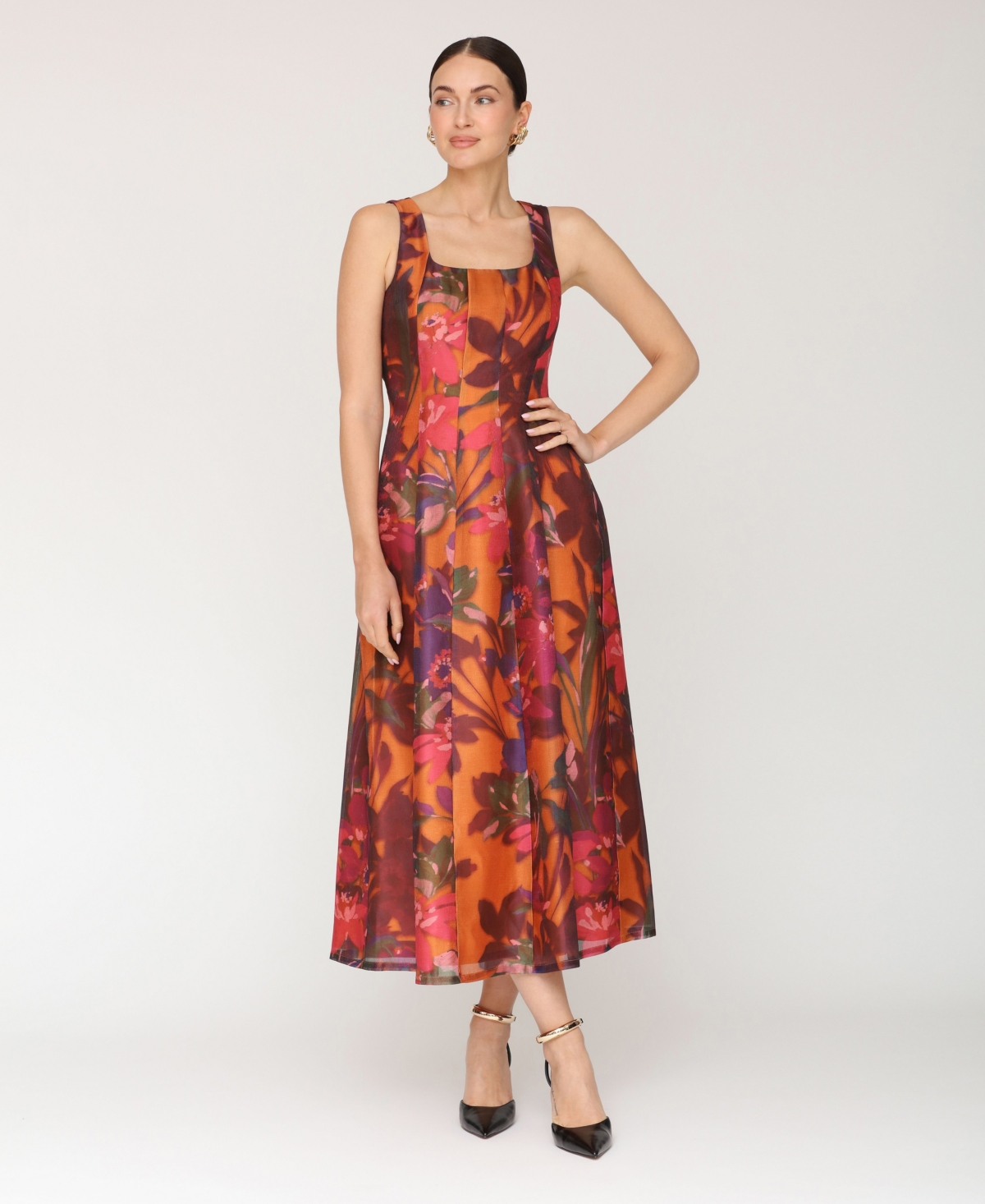 Click here for Avec Les Filles Womens Printed Scoop Neck Lantern... prices
