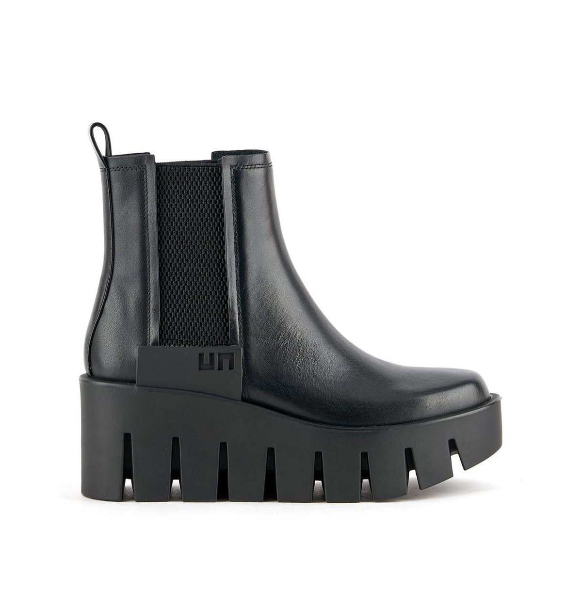 Click here for United Nude Womens Grip Chelsea Lo Iv - Black prices