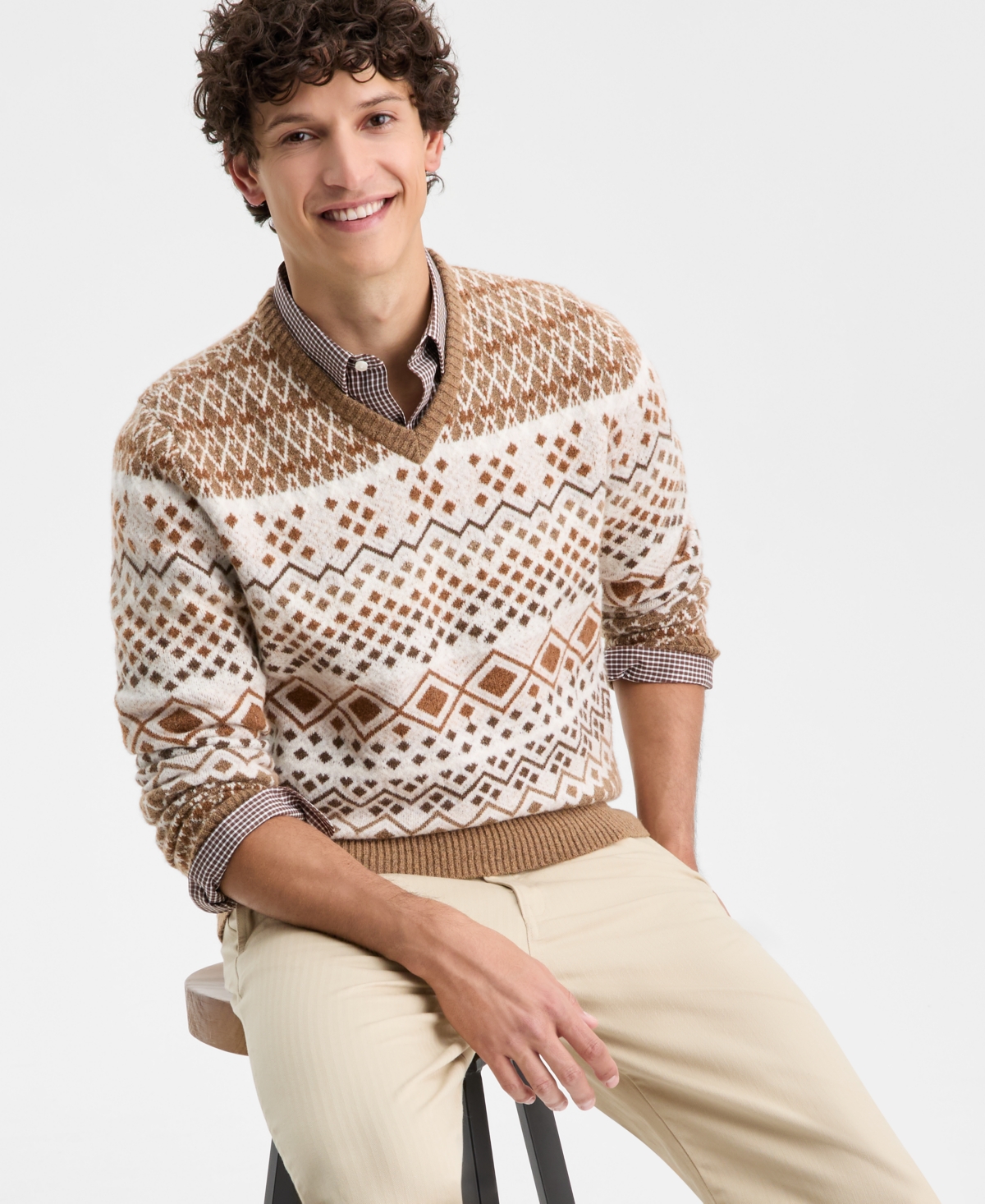 Click here for Club Room Mens Northern Geo Fair Isle V-Neck Sweat... prices