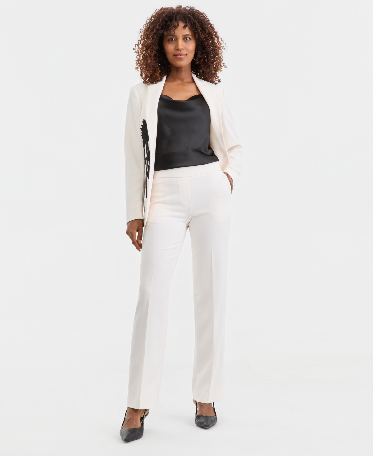 Click here for Anne Klein Womens Mid-Rise Pull-On Straight Pants... prices