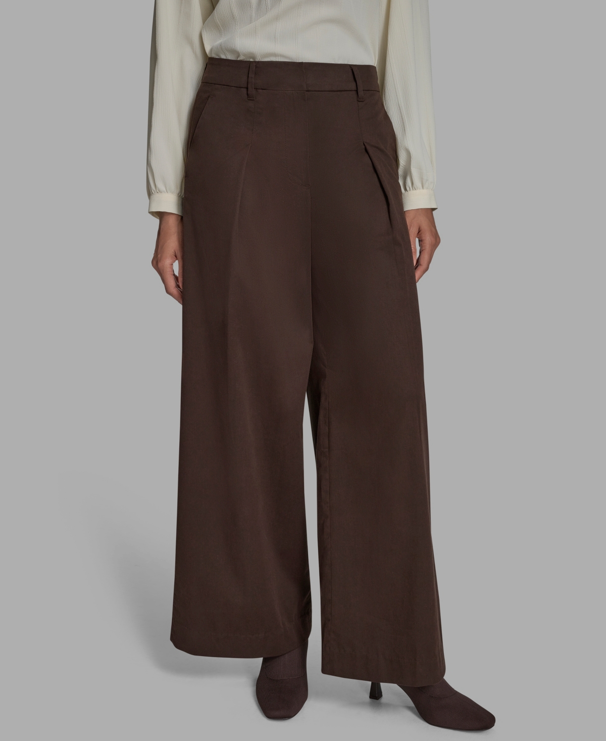 Click here for Bcbg Womens Pleated Wide-Leg Pants - Truffle prices