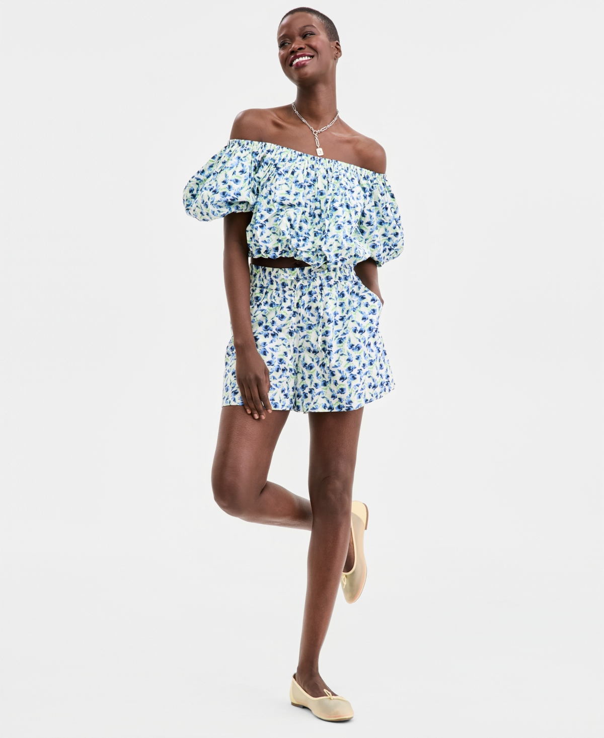 Click here for On 34th Womens Ditsy Floral Pull-On Shorts  Macys... prices