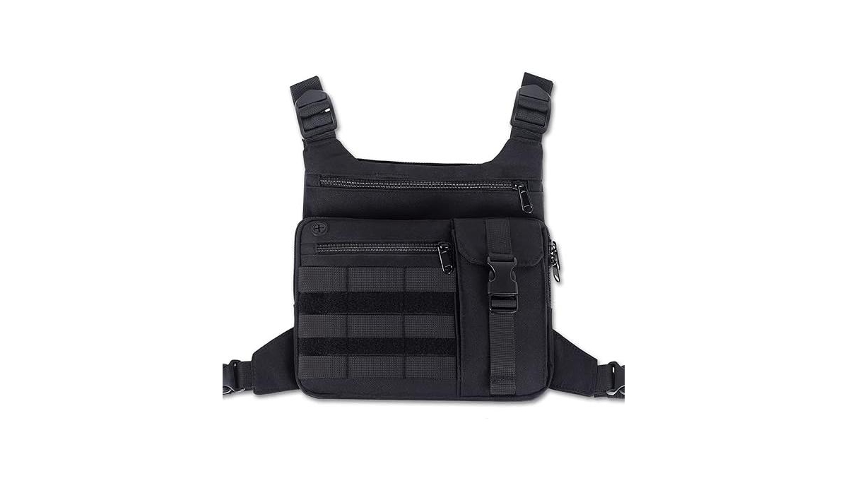 Click here for Batfox Tactical Chest Pack Running Bag: Lightweigh... prices