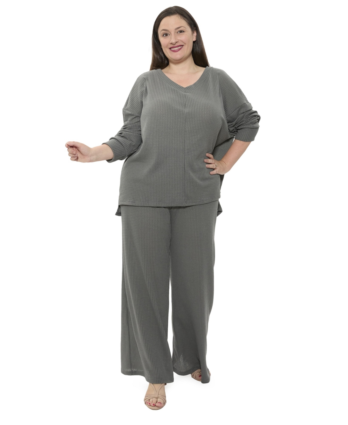 Click here for 24seven Comfort Apparel Plus Size V-Neck Long Slee... prices