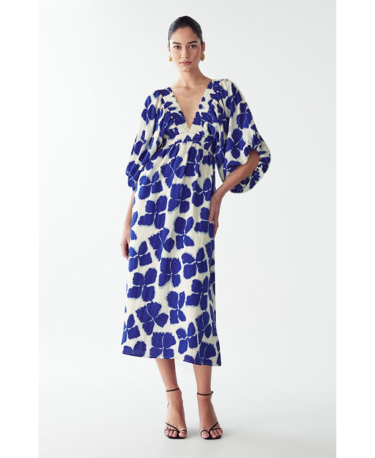 Click here for St Mrlo Womens Vera Midi Dress - Blue wildflower prices