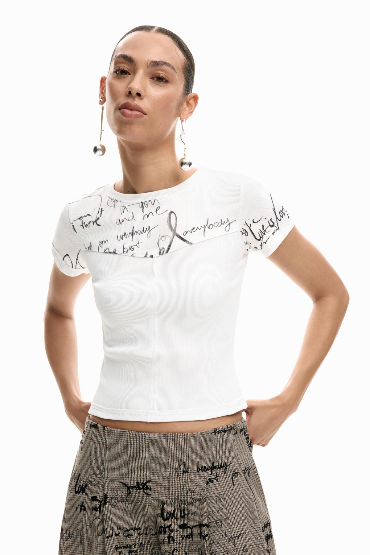 Click here for Desigual Womens T-shirt rib lettering - White prices