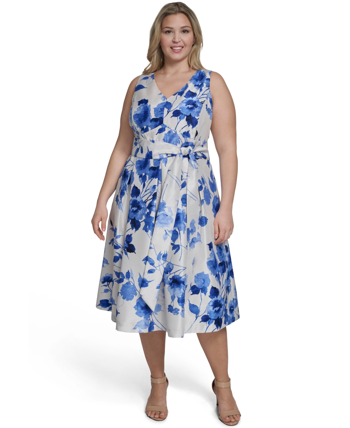 Click here for Jessica Howard Plus Size Sleeveless V-Neck Shantun... prices