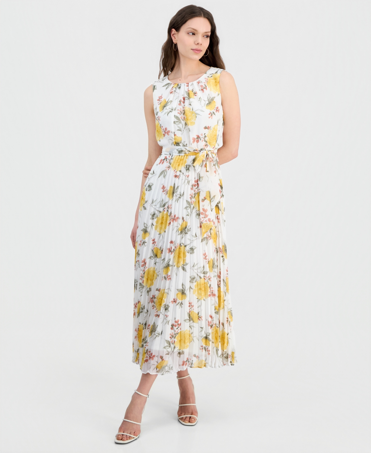 Click here for Sandra Darren Petite Printed Pleated Maxi Dress -... prices